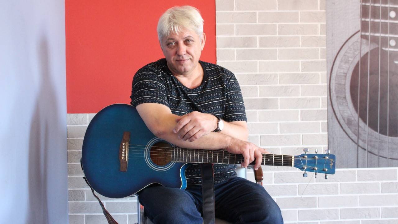 В гостях у Пушкинки: переводчик и музыкант Артем Жиляков