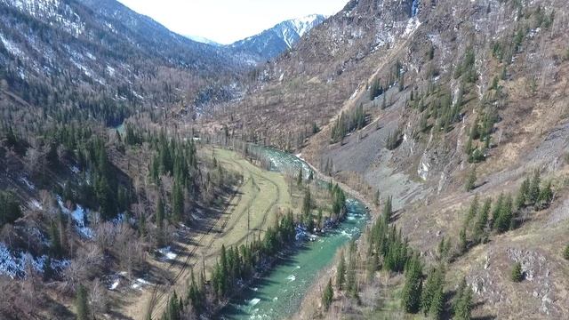 Весна в  Алтайский горах.  Девичьи плесы, Река Кумир