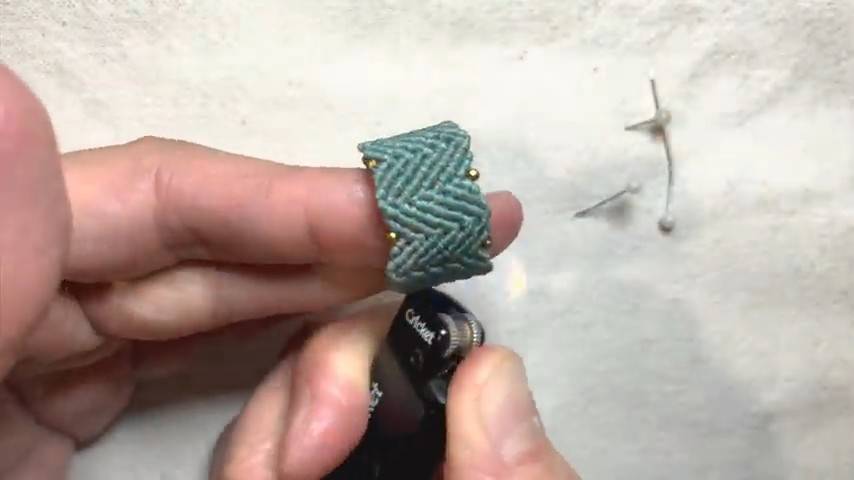 Zigzag macrame ring 💍 Кольцо зиг заг в технике макраме.