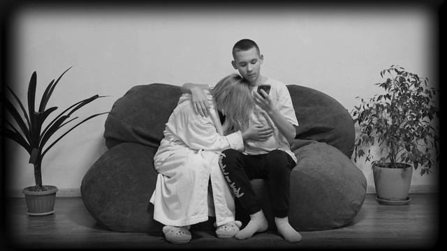 Современное немое кино "Ревнивая жена"
"САМ Источник"