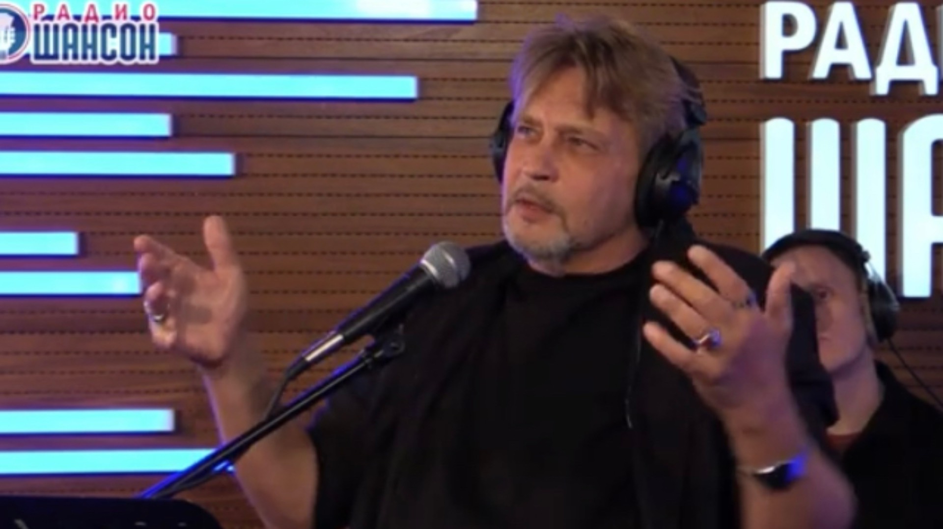 Александр Домогаров- Александр Вертинский.