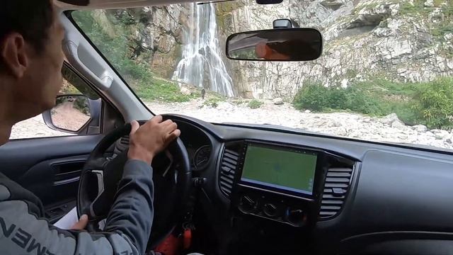#13 В Абхазию на пикапе: Озера Рица и Малая Рица, Гегский водопад, Ауадхара