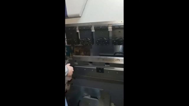 Листогибочный пресс MURATEC BB 6020 Перемещение секции 100 мм пуансона