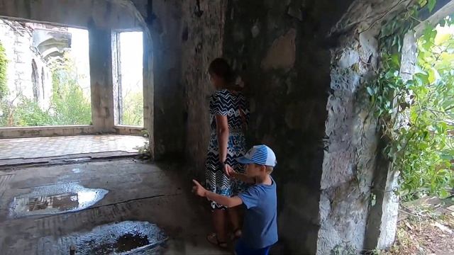 #15 В Абхазию на пикапе: Гагра, Санаторий Грузия, Замок Принца Ольденбургского, Ресторан Гагрипш