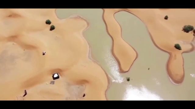 Потоп в Африке, затопило пустыню Сахару