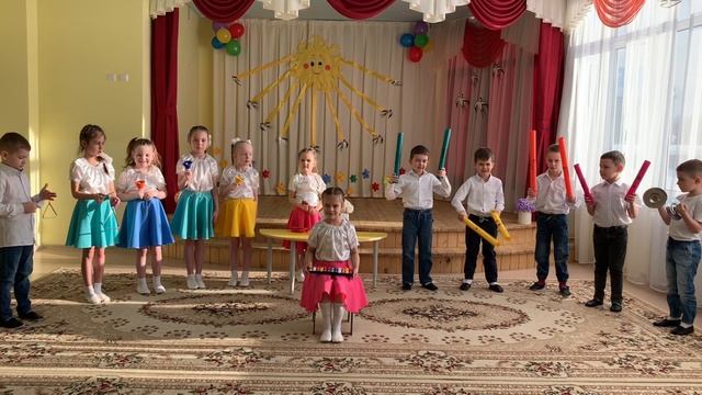 Шумовой оркестр "Полька-Анна"
Музыкальный руководитель Погорелова В.Н.