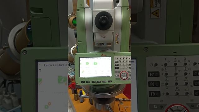 Тахеометр Leica TS10 с улучшенной клавиатурой.