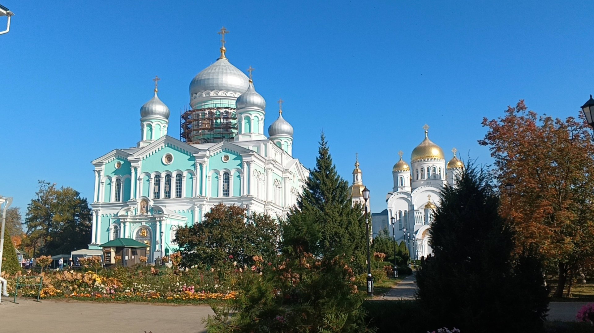 Дивеево. Монастырь в Дивеево. 4й удел Пресвятой Богородицы. Канавка Богородицы. Источник