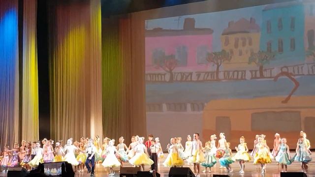 Очаровательный ансамбль "Созвездие".СПб.