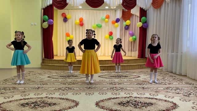 Песня "Черепашонок". Подготовительная группа.
Музыкальный руководитель Погорелова В.Н.