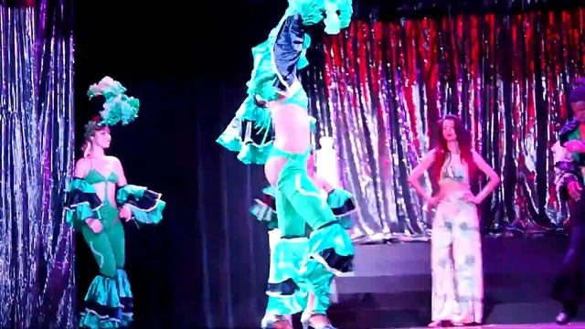 Perfomance girls dancer Cuba