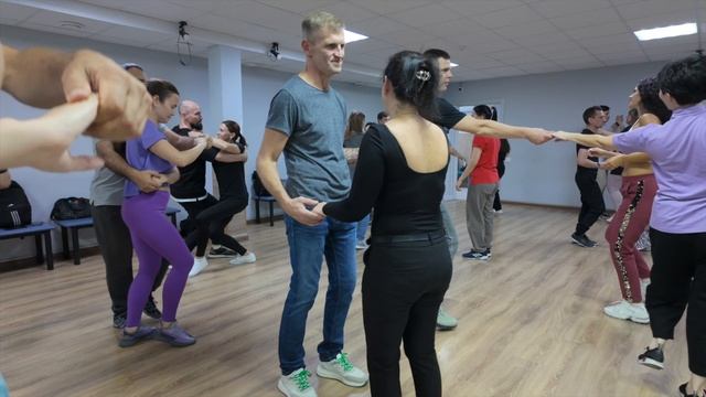 Бачата. Занятия в школе танцев PALLADIUM (04.10.2024)