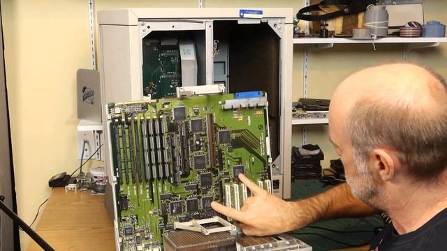 Apple Network Server 700 exploration!