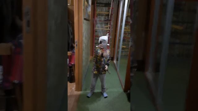 Андрюша с саблей