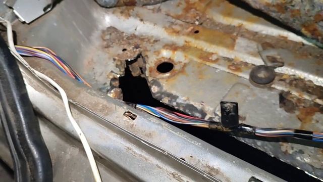 замена поддомкратников лада гранта