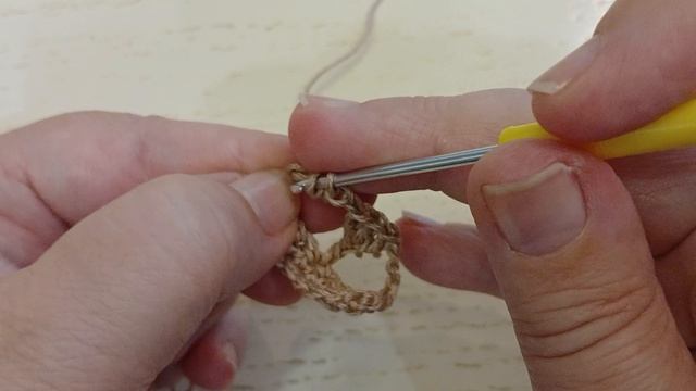 Столбики с накидом на ножке. Это занимательно