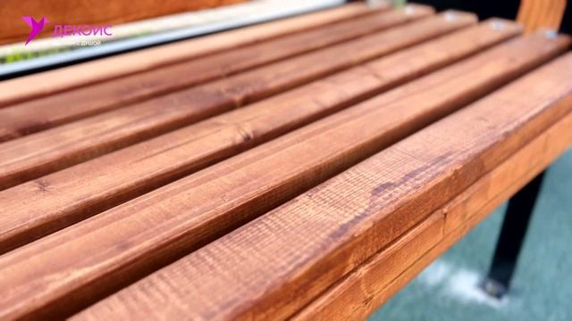 Уличные скамейки и урны, г. Москва