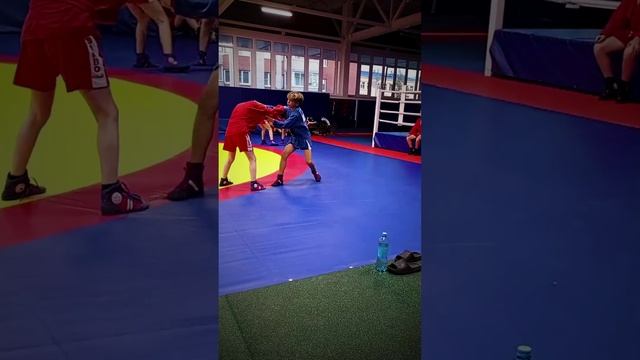 Моменты тренировок по самбо, работа в четверках