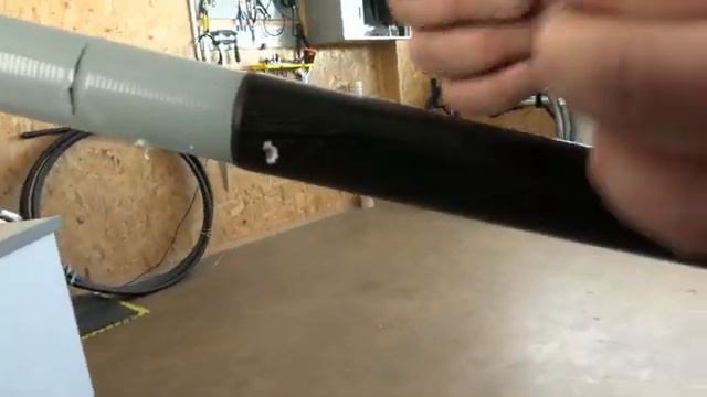 04. Зачистка изоляции от следов проводящего слоя кабеля с изоляцией из сшитого полиэтилена