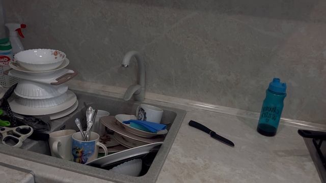 Влог: домашние дела, уборка. Погода оставляет желать лучшего. Наша повседневная жизнь, наши планы.