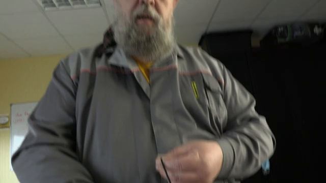 03. Снятие проводящего слоя кабеля с изоляцией из сшитого полиэтилена инструментом FBS-1