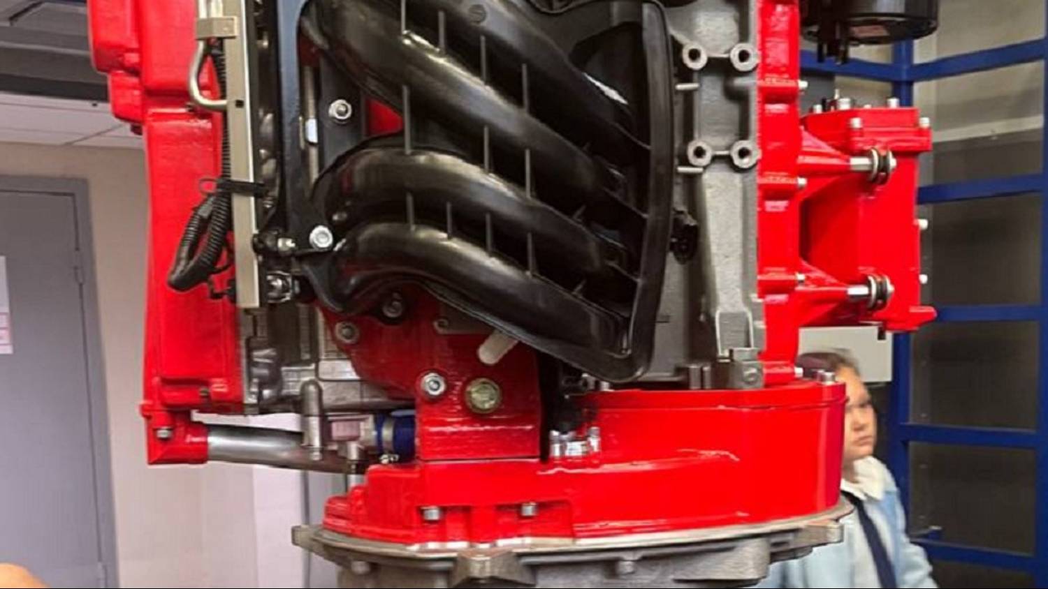 Плавник мощного лодочного мотора отлит в формы 3D-Fab