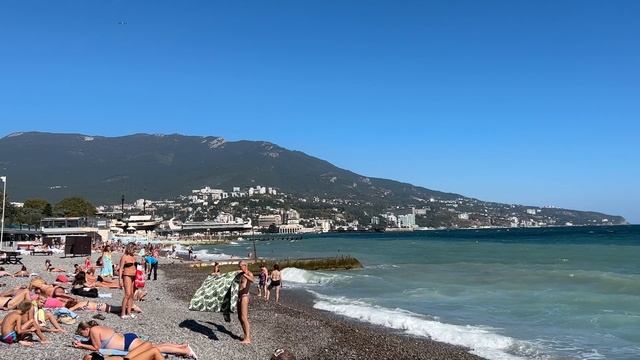 Ялта. Приморский пляж. Воскресенье. Море. Шторм. 29 сентября 2024. Крым. Crimea. Yalta.