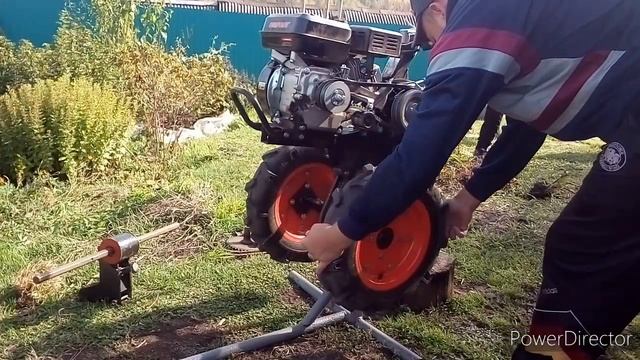 Домкрат и ходоуменшитель для мотоблока "ПАРМА". Установка самодельного ходоуменшителя.