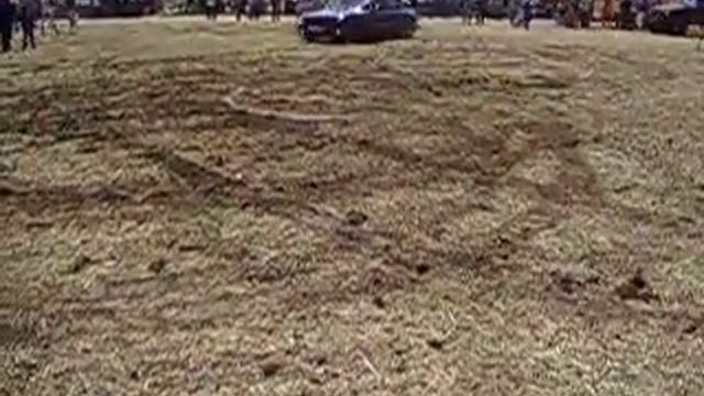 BMW E34 M5 (Moscow Car Show)