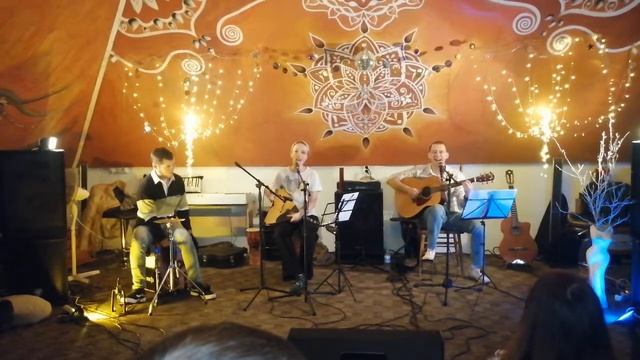 Выяснение отношений  -  П.Аксёнов