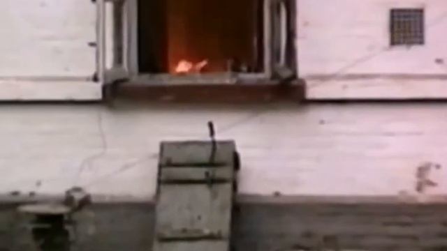 Шипела плавилась броня - Родина