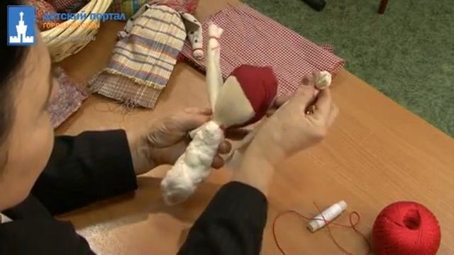 Кукла на деревянной ложке