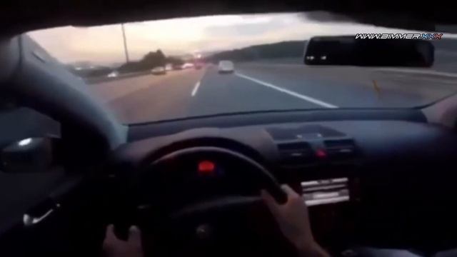 Русская Рулетка ГОНКИ ШАШКИ ПО МОСКВЕ, Russian Roulette STREET RACING, INSANE CAR CRASHES...