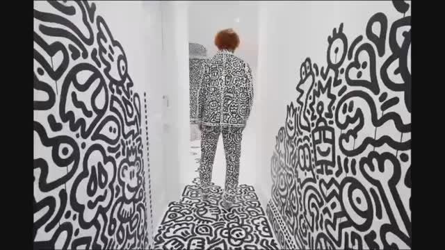 Психоделическая пыточная: 900 литров краски, 2296 маркеров и два года жизни -