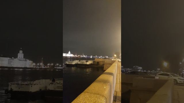 Адмиралтейская набережная.