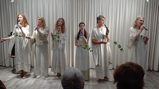 3. Ивушки (Маша, Наташа, Алёна, Катя Ермакова, Оля, Татьяна)