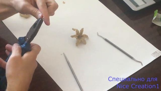 Лепим цветы из пластилина: Лилия (Create flowers from clay: Lily)