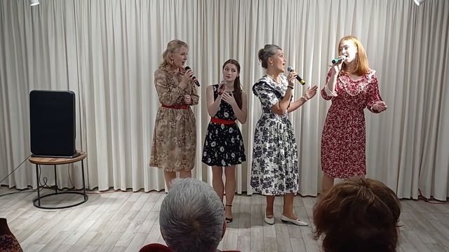 6. На побывку едет Алёна, (Маша, Наташа, Катя Ермакова, Алексей)