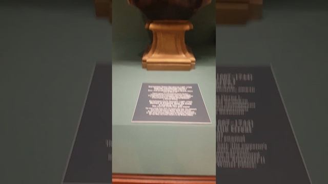 Восковой бюст Петра. Эрмитаж.