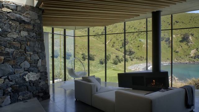 Внутри самого секретного дома в мире, построенного в горе