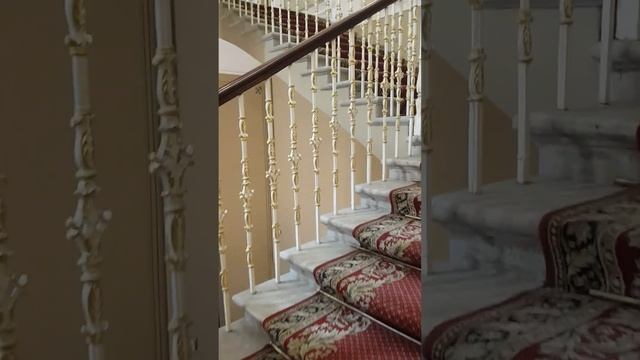 Лифт в Доме журналиста.