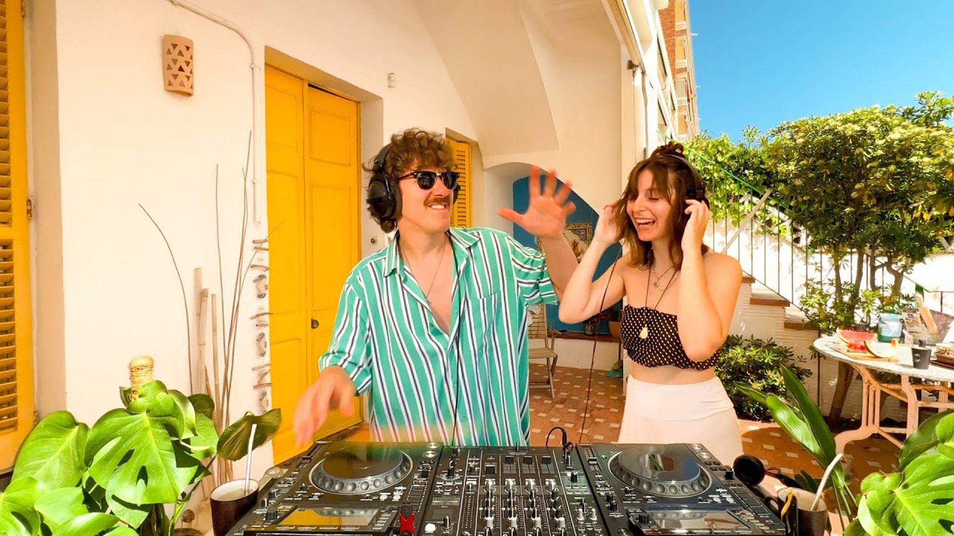 Flavour Trip | Slow Morning House Music Mix - Chill Funky Breakfast Playlist   Deep Relaxing Brunch