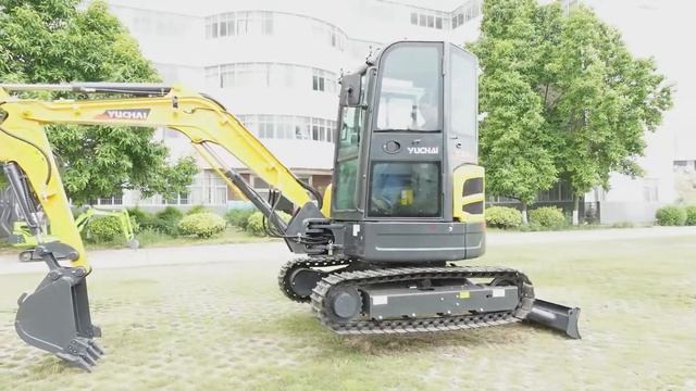 Миниэкскаватор YC35SR