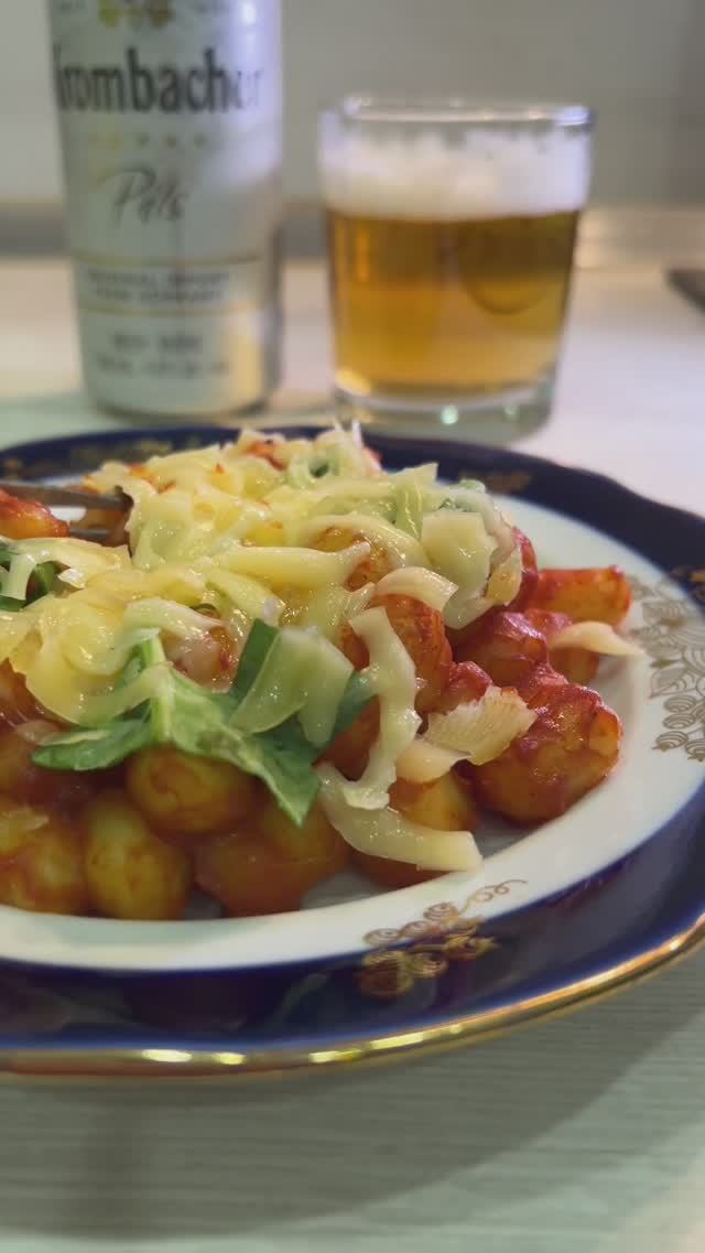 Ньокки с сыром и томатной пастой