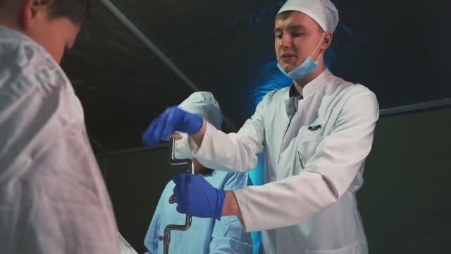 Серия №3 "Военно-полевая хирургия"