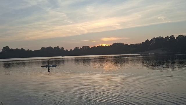 Стихи: А ты когда-то слушал тишину. / Эдуард Жолудев.