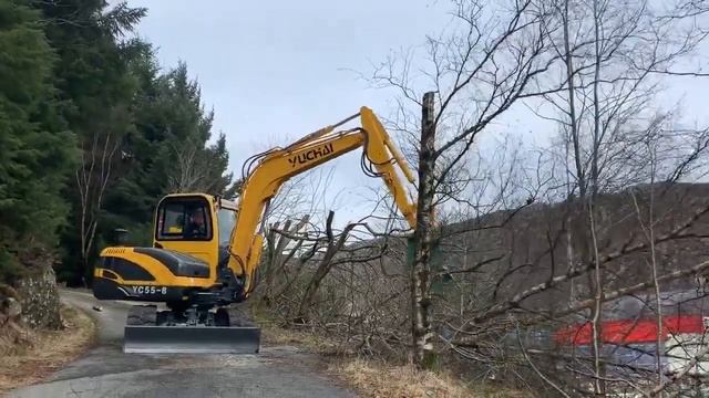 Миниэкскаватор Yuchai YC55