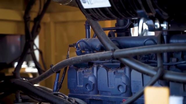 Видеообзор фронтального погрузчика LONKING LG833N