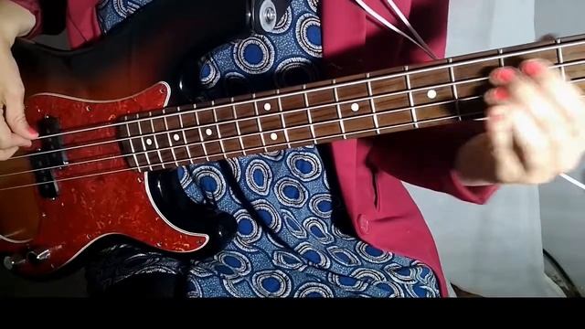 Рубрика "ИВА НОВА на басу" (выпуск №1, Луна) /LET's Play Bass with IVA NOVA