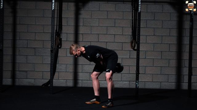 Махи гирей до уровня глаз